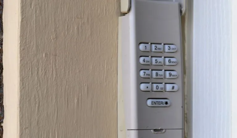 Garage Door Keypad Not Working in Cold | Winter Fixes & Tips